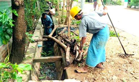 ပွင့်ဖြူမြို့၌ မိုးတွင်းကာလ ရေကြီးရေလျှံမှုများ မဖြစ်ပေါ်စေရေးအတွက် ရေနုတ်မြောင်းများ ရေစီးရေလာ