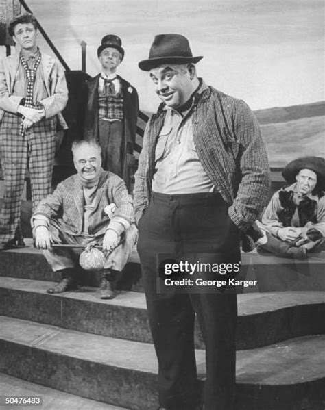 413 Burl Ives Photos And High Res Pictures Getty Images