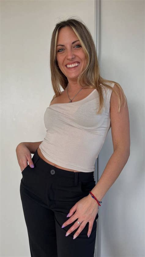 Aleca Indumentaria Dumentaria • Instagram Photos And Videos