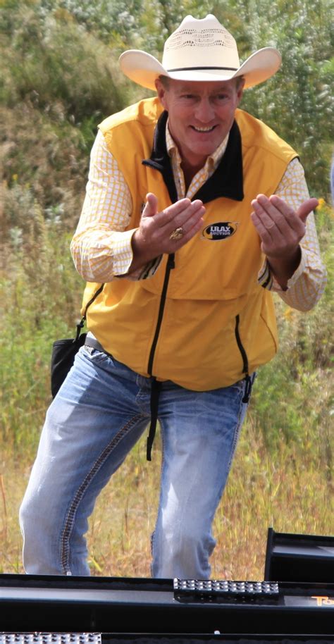 Ray Henry Wisconsin Auctioneers