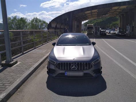 Гранична полиција одузела скупоцјени мерцедес којег потражује Италија ИН4С