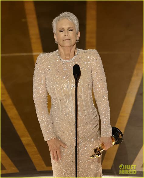 Jamie Lee Curtis Wins Best Supporting Actress At Oscars 2023 Photo