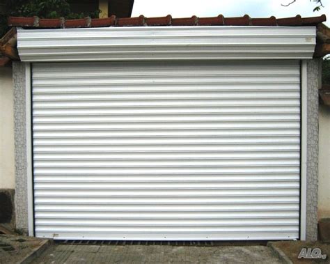 Гаражни врати и охранителни ролетки на най добрите цени Врати