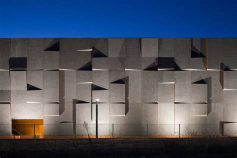 May Russells Australian Archive Building Features Three Dimensional Concrete Facades