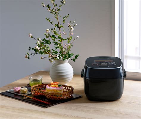 Upgrade Your Rice Game A Holiday Rice Cooker Buying Guide For Every
