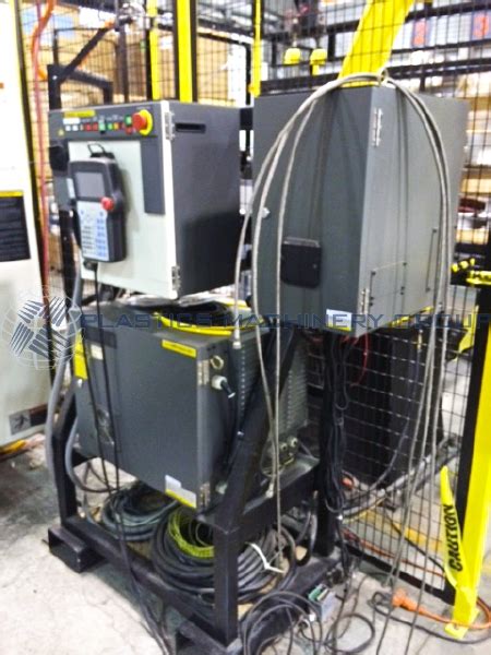 Robot Fanuc 6 Axis Plastics Machinery Group