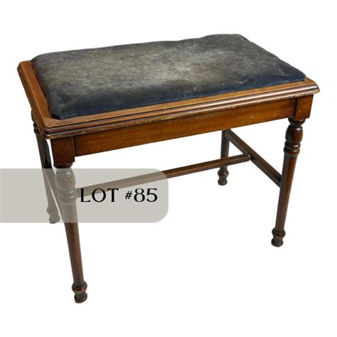 Lot 085 Velvet Piano Bench