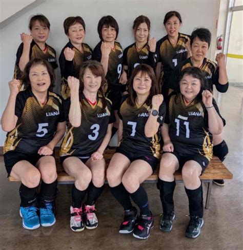 Luana様 バレーボールユニフォーム オーダー事例 お客様の声・着用写真 バレーボールユニフォームのチームオーダー Unio