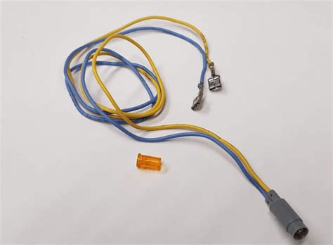 265100002 Signal Indicator Lamp Yellow Smc Services