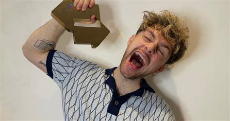 Ella Henderson And Tom Grennan On Course For Official Singles Charts