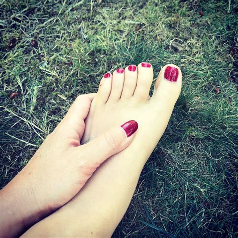 These Feet Need Some Loving Xo Rfeetpics