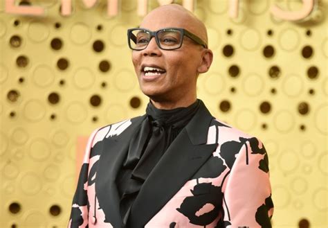Rupaul Photos Of The Singer Actor And Iconic Drag Queen Hollywood Life