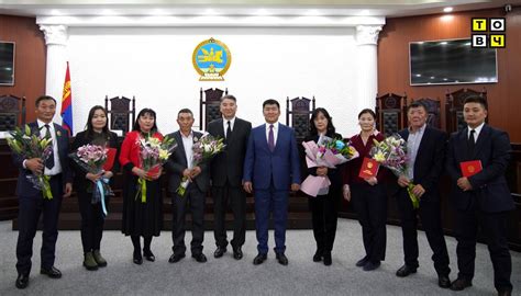 ДЭЭД ШҮҮХ Төрийн дээд одон медаль гардууллаа