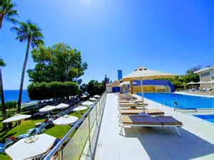 Strong Tourism And Exports Support Cyprus Economic Growth In First Half