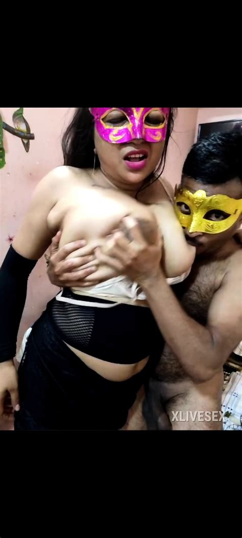 Nightpari Strip Chat Model Hot Aunty Big Boobs Sucking Part 1 Bia