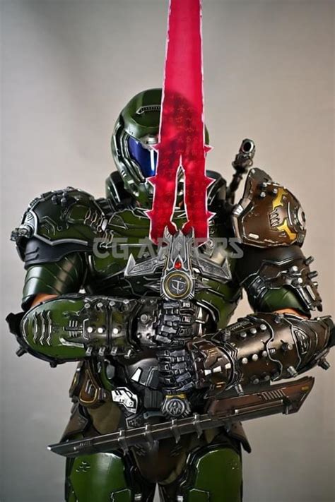 Doom Slayer Cosplayer Armor And Sword