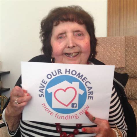 Anne Walmsleys Instagram Twitter And Facebook On Idcrawl