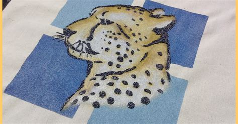 2 Crafting Minds Creating A Design On A Canvas Bag