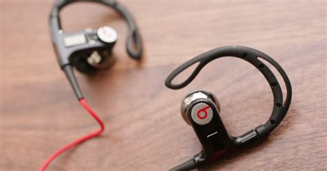 Powerbeats By Dr Dre Black Review Powerbeats By Dr Dre Black Cnet