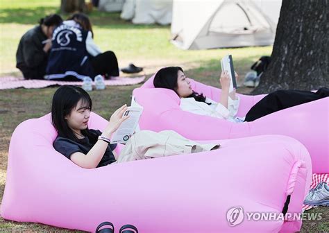 책 읽기 좋은 날 연합뉴스