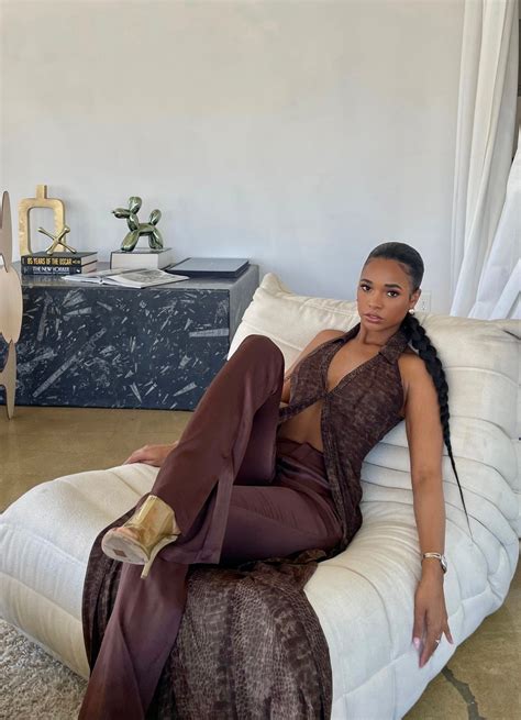 Meet Amora Laini Voyage La Magazine La City Guide