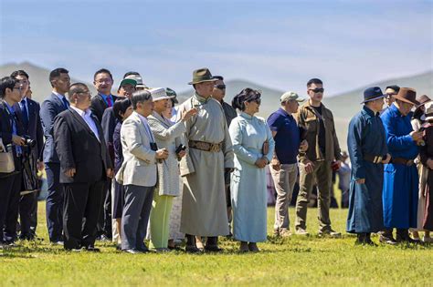 Монгол Улсын Ерөнхийлөгч У Хүрэлсүх Япон Улсын Цог Жавхлант Эзэн Хаан