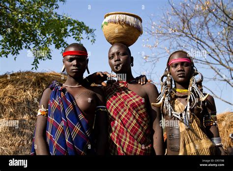 Women Of The Mursi Ethnic Group Famous For The Huge Lip Plates The Stock Photo Alamy