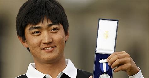 은메달을 받은 정연진