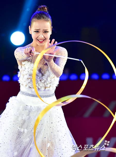 손연재 애절한 눈빛[포토]