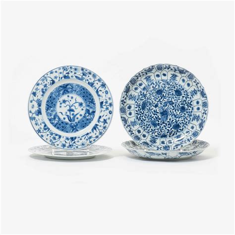 A Large Japanese Imari Model Of A Bijin Veilinghuis Aag