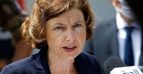 프랑스 러시아 스파이 혐의 군 장교 체포·수사