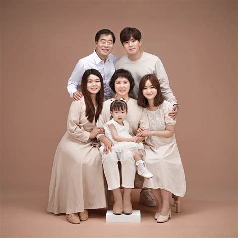 가족사진 캐주얼 허그프레임