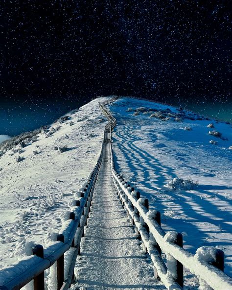 태용이의⛰️일기장📝📔 연휴때 다녀온곳이 너무 많아서 릴스로 추억 남기기 1단양 도담삼봉 2단양 구인사 3게으른악어 4진안 운장산 ️전부다 다 좋았다😍🏔️👍