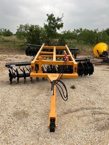 OFFSET DISC PLOW Isom Tractor