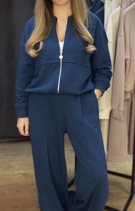 Костюм — ціна 1200 грн у каталозі Брючні костюми Купити жіночі речі за доступною ціною на Шафі