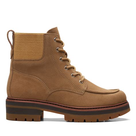Heres Where City Girls Are Shopping Fall Footwear Who What Wear