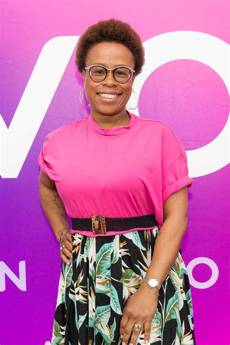 Galerie Tonya Graves Promluvila O Těžkém Přechodu Měla Jsem I Dvacet