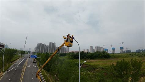 合肥高新区：新型路灯 上岗” 扮 靓”城市更节能 新华网