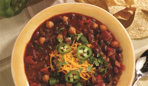 Budget Bites 3 Bean Vegetarian Chili • Tasty Recipes From Reeds Market