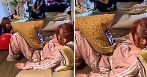 Girl Scrolls Phone Without Using Hands In Viral Jugaad