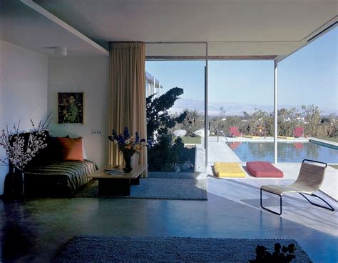 An Icon Of American Modernism The Kaufmann Desert House Is An Instantly