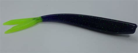 Motor City Minnow Junebug Green Tail 8ct Wyandotte Lure