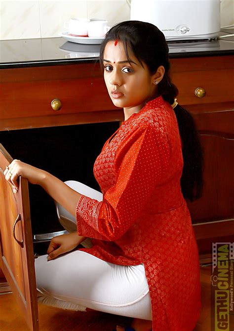 Actress Ananya Latest Photos Gethu Cinema