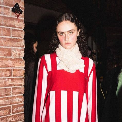 Meet Ella Emhoff Kamala Harris Controversial Stepdaughter The