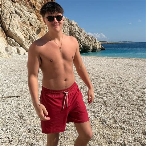 Picture Of Luca Toolan In General Pictures Luca Toolan 1744464545 Teen Idols 4 You