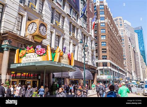 Macys Herald Square To Times Square Nzvrsu