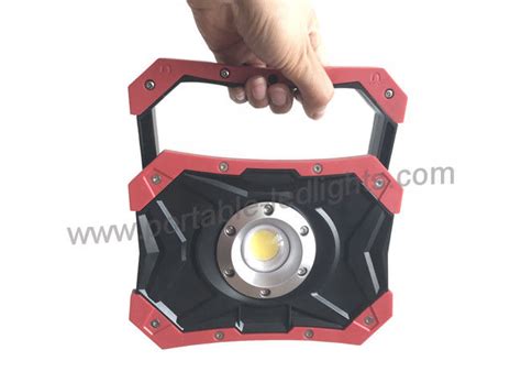 700 Lumen Solar Powered Work Lights Round Cob Led Type Long Beam Distance