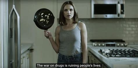 Rachael Leigh Cook Is Back With A New Ad For Brain On Drugs This Time