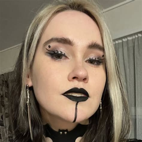 I Want Someone To Come To My House Cook For Me And Fuck Off