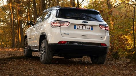 Stellantis розмістить виробництво гібридного Fiat 500 та Jeep Compass в